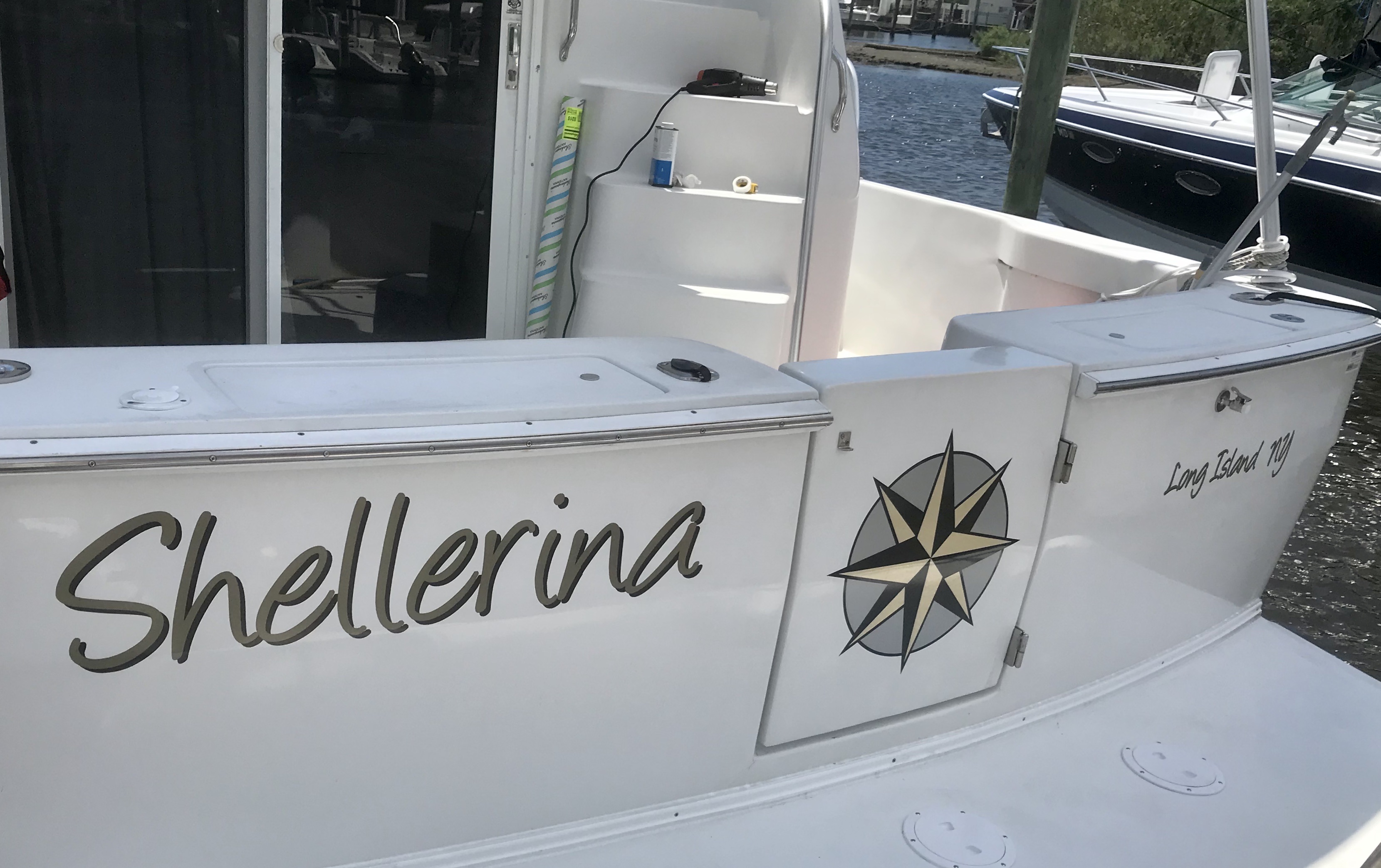 New name and hailing port on the transom. | Shellerina's Blog